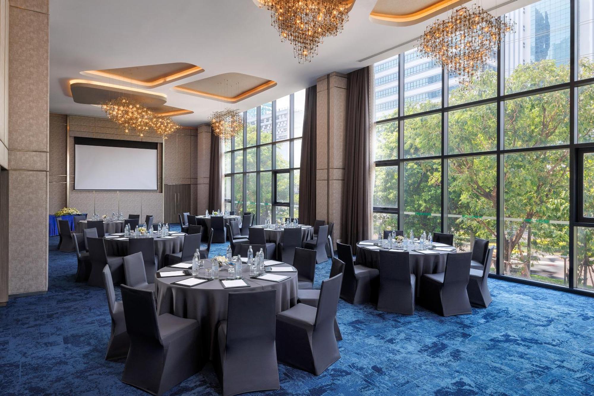 SOMERSET RAMA 9 BANGKOK 5⋆ ::: BANGKOK, THAILAND ::: COMPARE HOTEL RATES